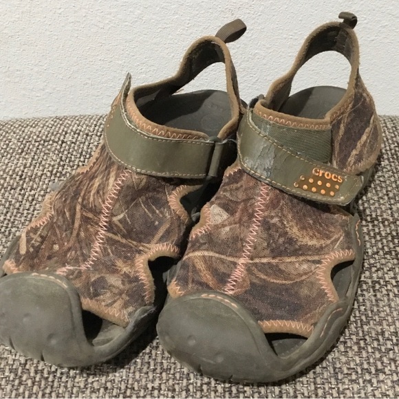 CROCS | Shoes | Crocs Mens Swiftwater Realtree Sandals | Poshmark
